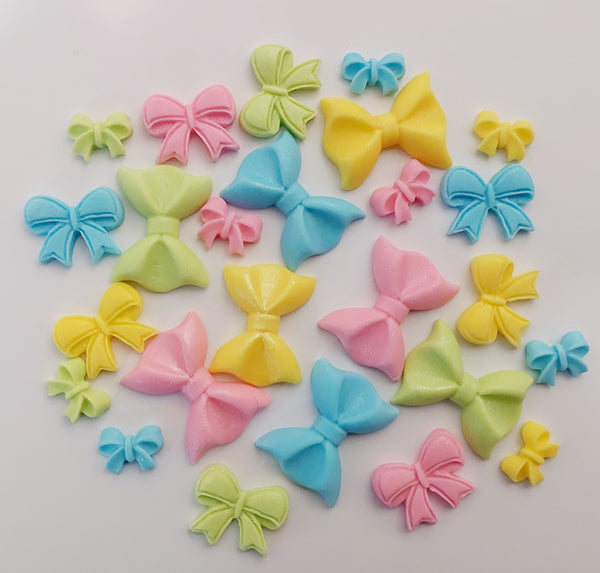 Small Bows x 24 - mixed colours - Edible Cake Decorations – Cake Candy NZ
